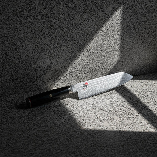 G2 vs VG10 Japanese Knife Steel – Differences, Performance & Which to ...